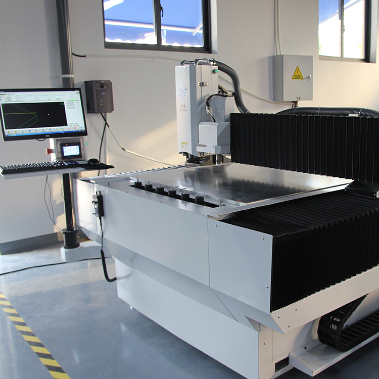 Pertinax Counter Plate CNC Router cnc plywood milling machine sponge ...